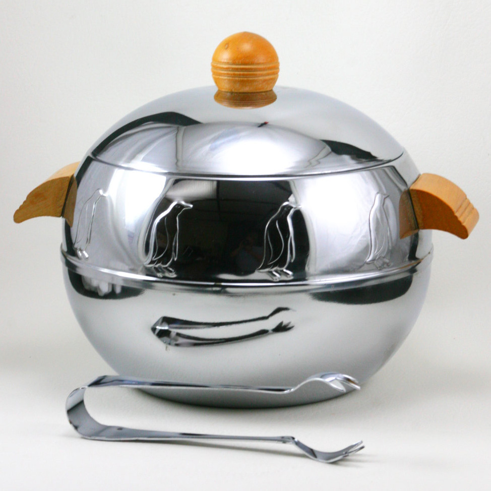 Iconic Penguin Server Was Essential Party Piece | Wisconsin Life