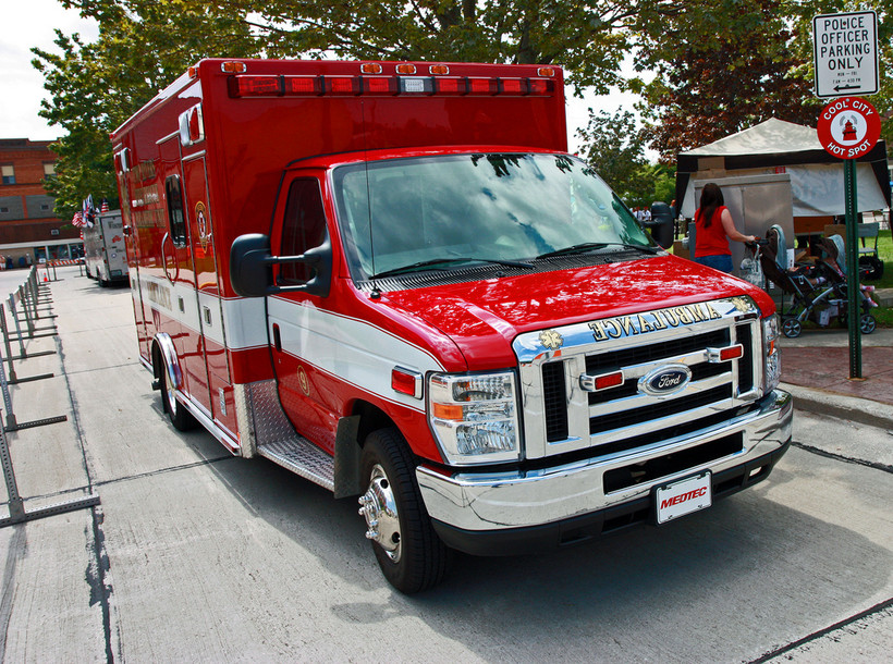 Cool Ambulance Pictures